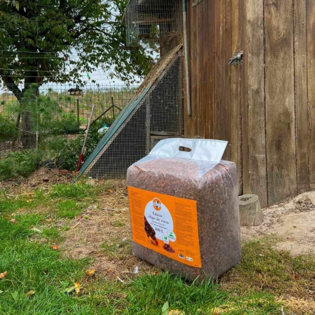 Litière chips de coco 100L 2 en 1 spécial basse-cour CHICK'A